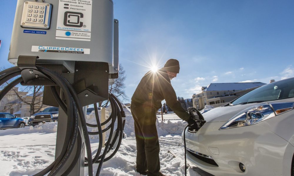 Yellowstone National Park partners with Yellowstone Forever on new ...